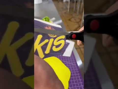 Creen que le guste a @domelipa ? 🤩💖 #pastel @Takis @Takis.Mexico #takis ...