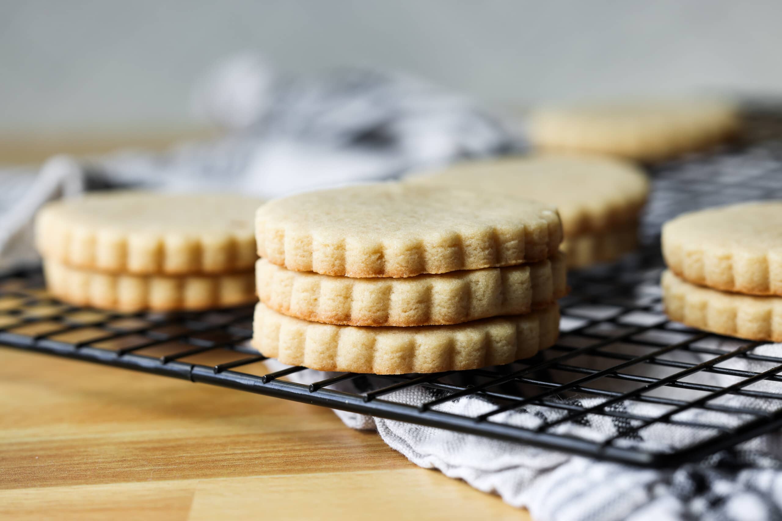 Galletas recortadas de azúcar moreno | recetástico